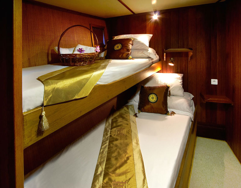 Emperor Raja Laut – Indonesia Yacht Charter